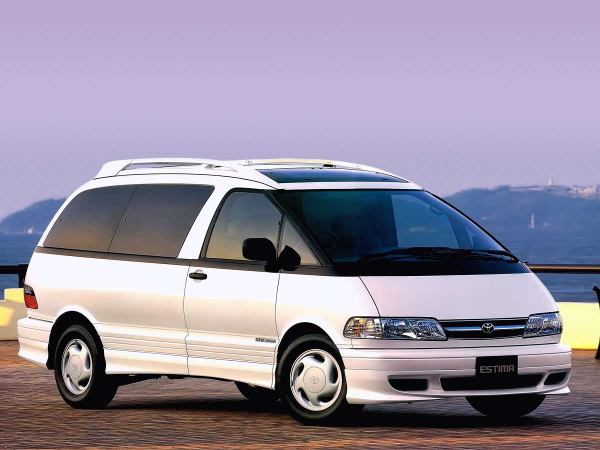 Curbside Outtake: Toyota Estima: Not Quite A Previa Curbside Outtake: Toyota Estima: Not Quite A Previa